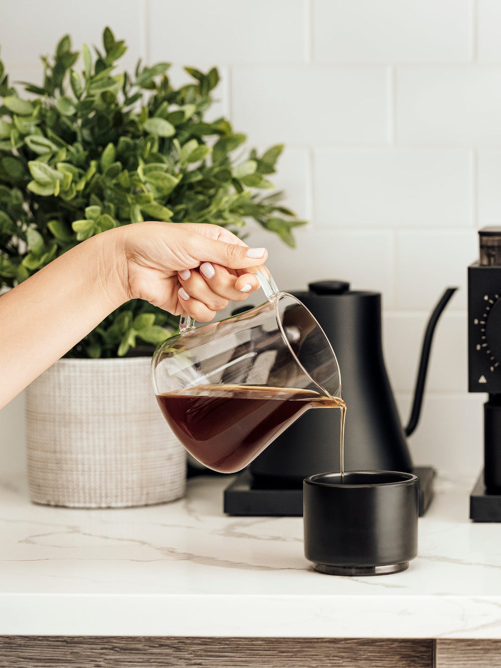 FELLOW Mighty Glass Carafe – Eight Ounce Coffee