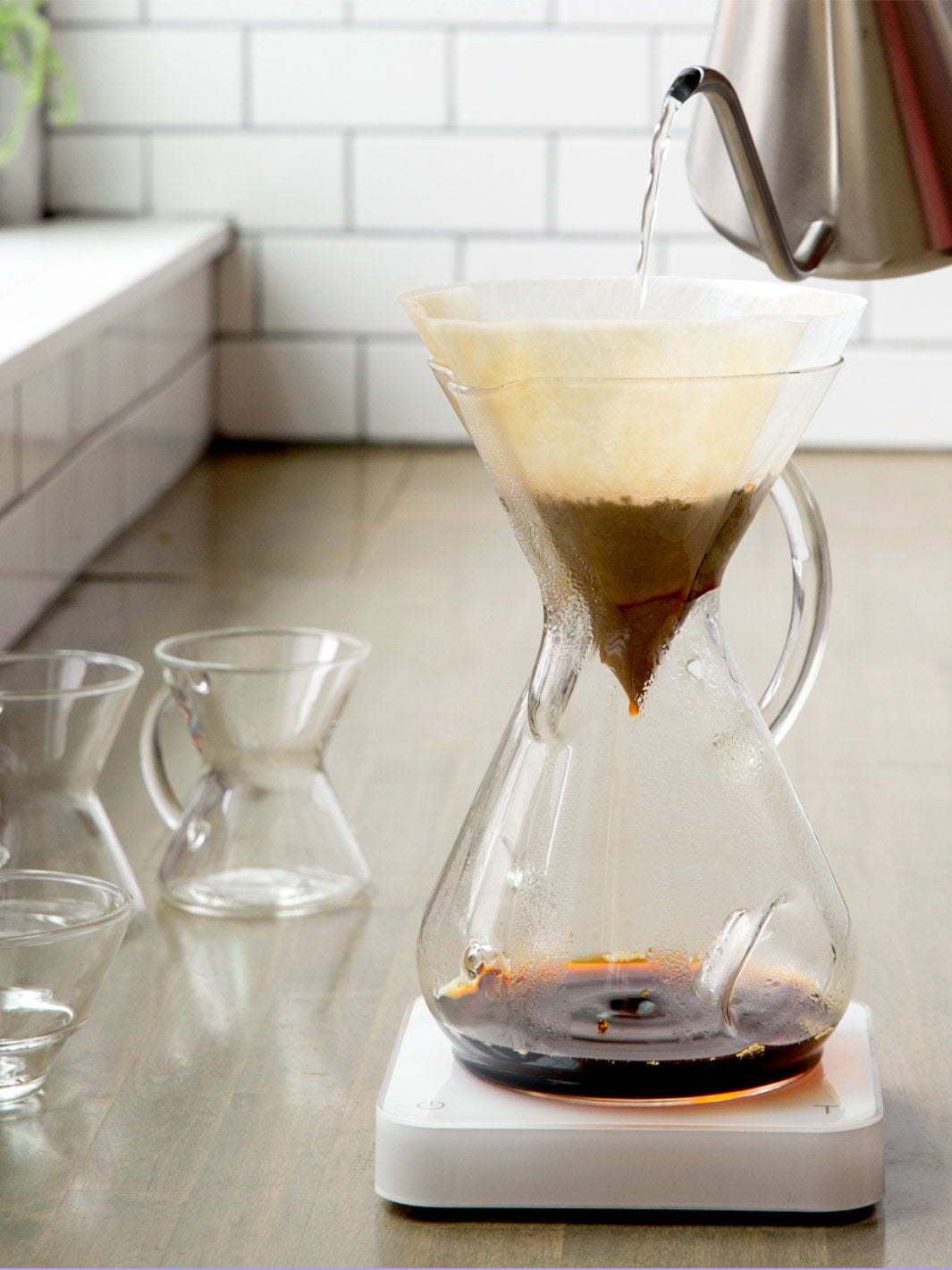 CHEMEX Eight Cup ChemAer Pourover Brewers Eight Ounce Coffee